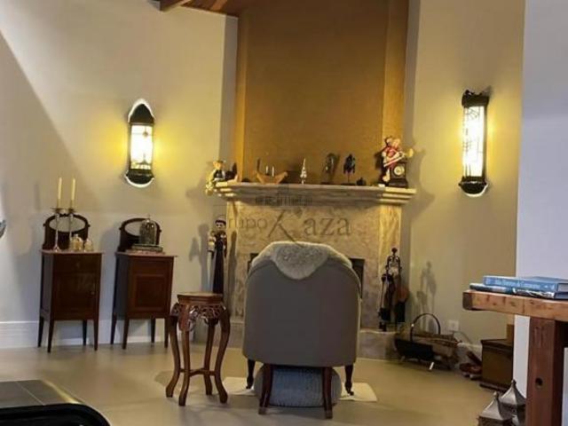 Oportunidade Casa em Condomínio Condomínio Villagio Fazendão 3 Dormitórios 300m²