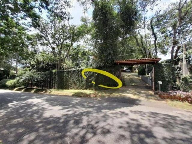 Oportunidade Casa em Condomínio de Chácaras Próximo ao Centro de Cotia!