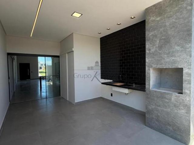 Oportunidade Casa em Condomínio Eugênio de Mello Residencial Vereda dos Campos 3 Dormitórios