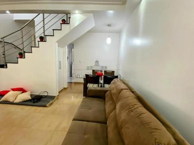 Oportunidade Casa em Condomínio Garden Club Residencial Jardim Primavera Jacareí 2 Dormitó