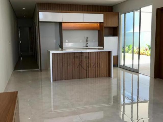 Oportunidade Casa em Condomínio Jardim Califórnia Residencial Vivva Residencial Clube 3 Dorm