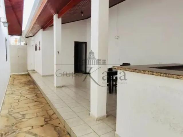 Oportunidade Casa em Condomínio Jardim das Colinas Residencial Jardim das Colinas 4 Dormitór