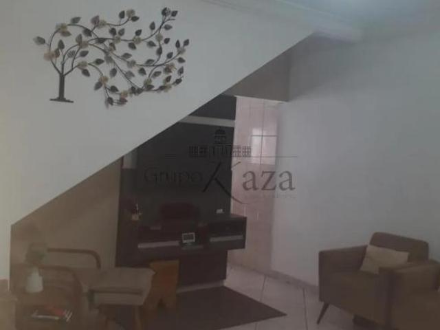 Oportunidade Casa em Condomínio Parque das Árvores Jardim Califórnia Jacareí 2 Dormitórios