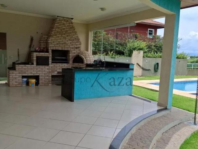 Oportunidade Casa em Condomínio Residencial Mirante do Vale Jacareí 4 Dormitórios 537,14m²