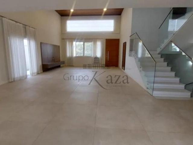 Oportunidade Casa em Condomínio Residencial Montserrat Condomínio Montserrat 5 Dormitórios