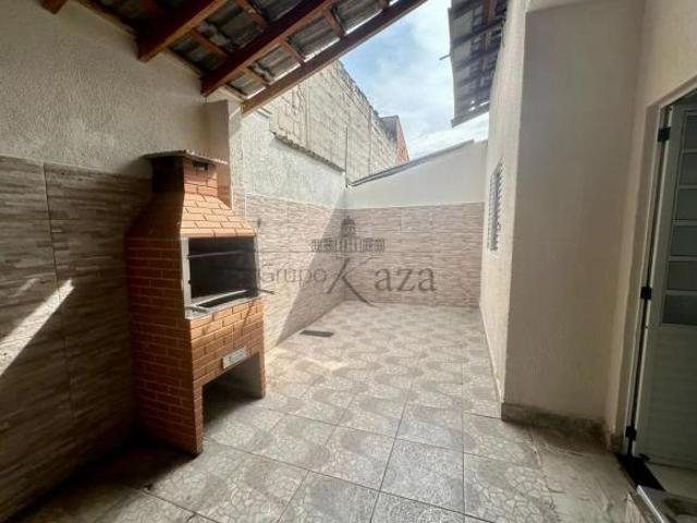 Oportunidade Casa em Condomínio Residencial Morada do Sol 2 Dormitórios