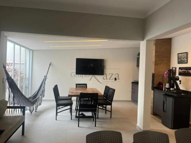 Oportunidade Casa em Condomínio Residencial No bairro Urbanova Altos da Serra VI