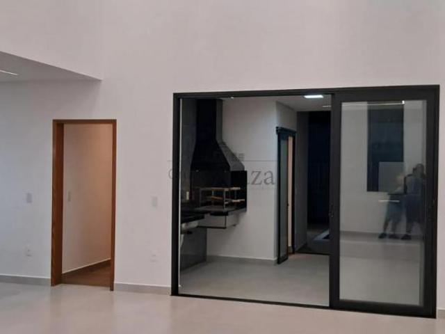 Oportunidade Casa em Condomínio Residencial Colinas Condomínio Residencial Santa Mônica 3 Do