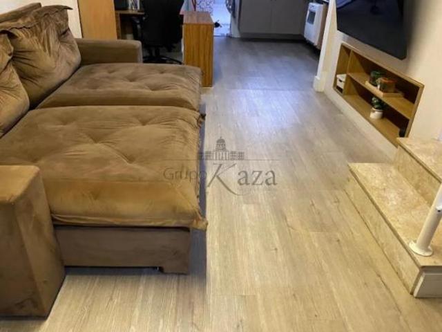 Oportunidade Casa em Condomínio Residencial Elegance Jardim Santa Maria Jacareí 2 Dormitór