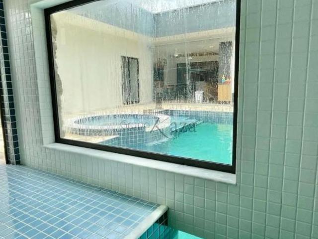 Oportunidade Casa em Condomínio Residencial Reserva Paratehy 5 Suítes 390m²