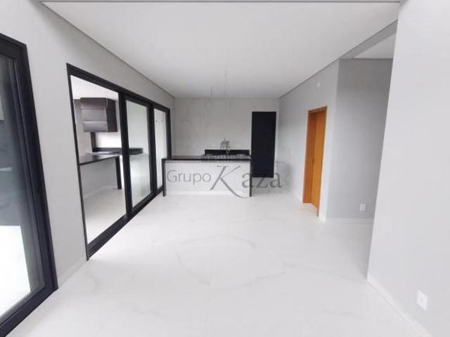 Oportunidade Casa em Condomínio Residencial Reserva Rudá Bairro da Floresta 4 Dormitórios