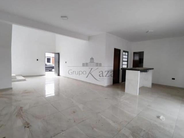 Oportunidade Casa em Condomínio Residencial Reserva Rudá Bairro Floresta 3 Dormitórios 184