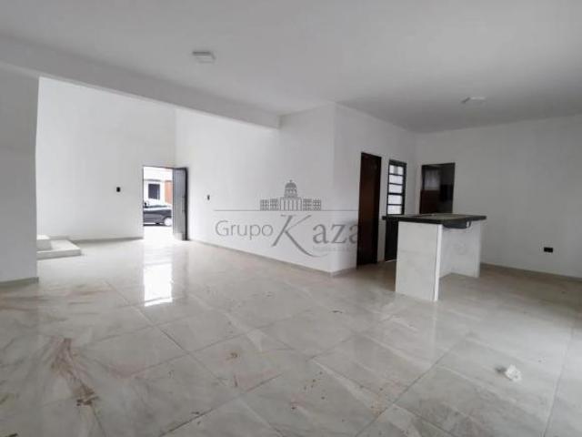 Oportunidade Casa em Condomínio Residencial Reserva Rudá Bairro Floresta 3 Dormitórios 184