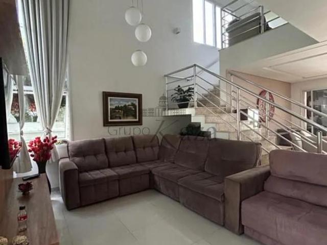 Oportunidade Casa em Condomínio Residencial Terras de Santa Clara Jardim Paraíba Jacareí 6