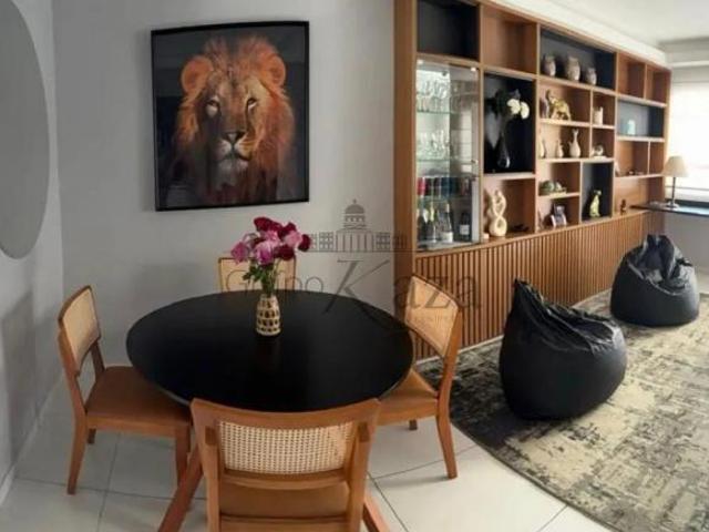 Oportunidade Casa em Condomínio Residencial Village Campo Dei Fiori Urbanova 3 Dormitórios