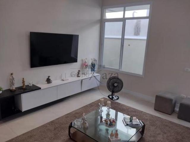 Oportunidade Casa em Condomínio Urbanova Condomínio Colinas do Paratehy Sul