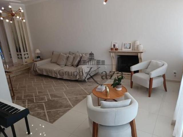 Oportunidade Casa em Condomínio Urbanova Condomínio Altos da Serra I 6 D