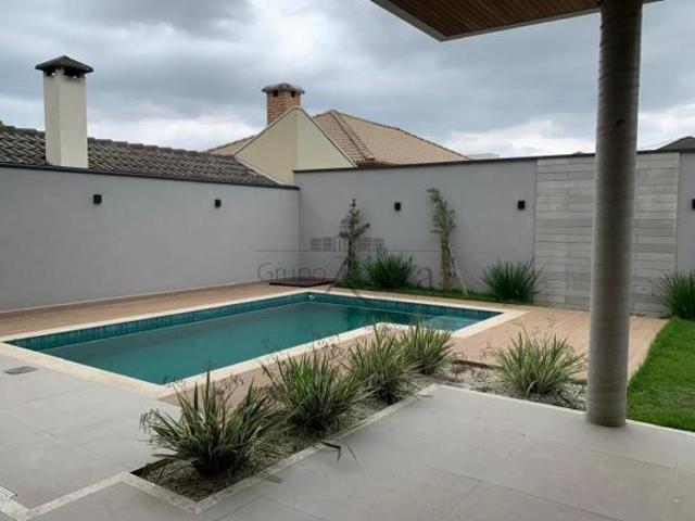 Oportunidade Casa em Condomínio Urbanova Condomínio Altos da Serra V 4 Dormitórios 349,54m