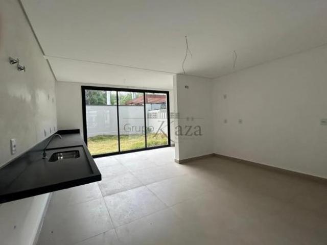 Oportunidade Casa em Condomínio Urbanova Condomínio Bosque Urbanova 3 Dormitórios 110m²