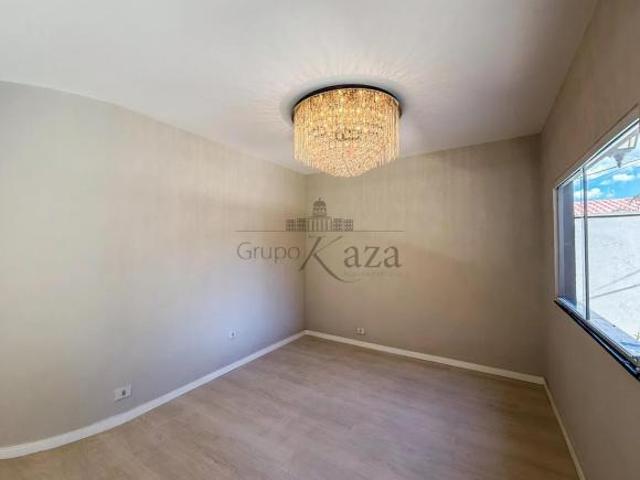 Oportunidade Casa em Condomínio Urbanova Condomínio Eldorado 3 Dormitórios 225m²