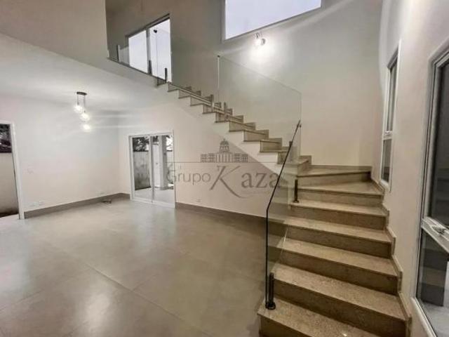Oportunidade Casa em Condomínio Urbanova Condomínio Floradas da Serra 3 Dormitórios 214m²