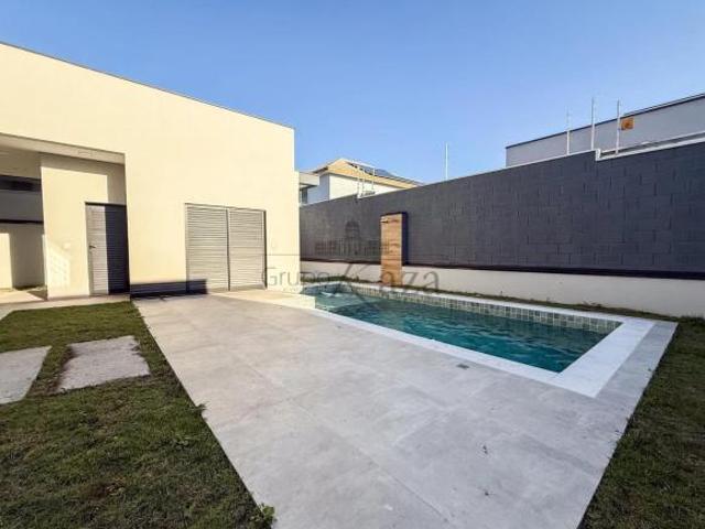 Oportunidade Casa em Condomínio Urbanova Condomínio Mont Blanc 3 Suítes 350m² Aceita Per