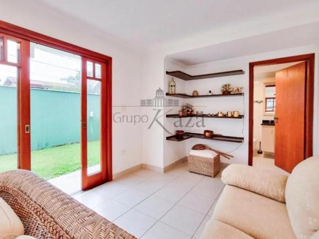 Oportunidade Casa em condomínio Urbanova Condomínio Morada da Serra 3 Dormitórios 240m²