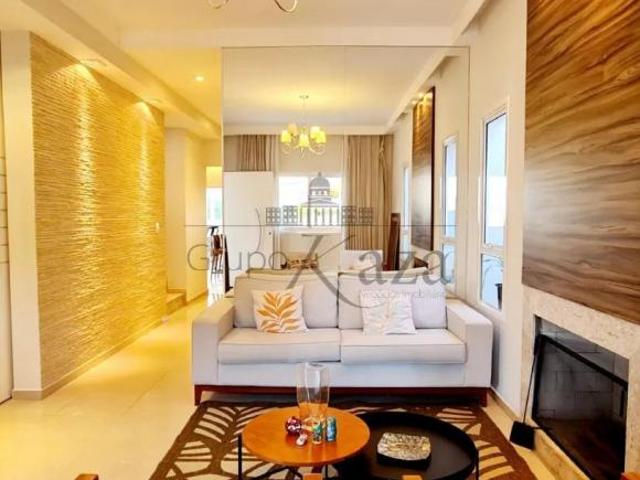 Oportunidade Casa em Condomínio Urbanova Floradas da Serra 3 Suítes 310m²