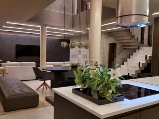 Oportunidade Casa em Condomínio Urbanova Residencial Colinas do Paratehy 4 Suítes 383,79m²