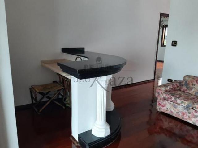 Oportunidade Casa em Condomínio Urbanova Residencial Portal da Serra 4 Dormitórios 350m²