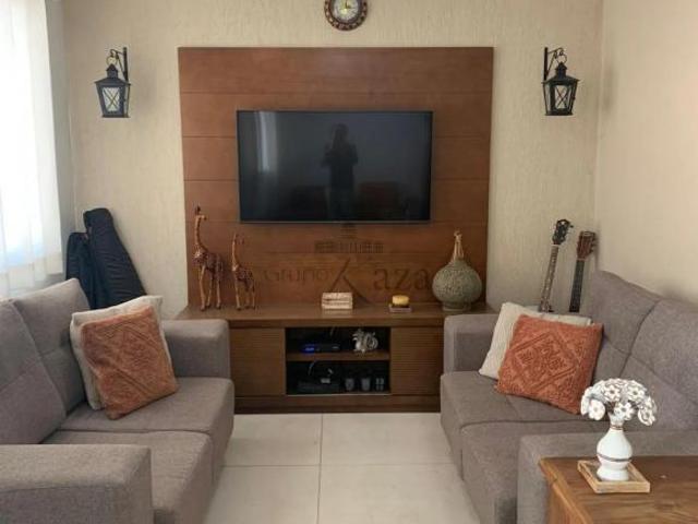 Oportunidade Casa em Condomínio Urbanova Residencial Village Campo dei Fiori 3 Dormitórios
