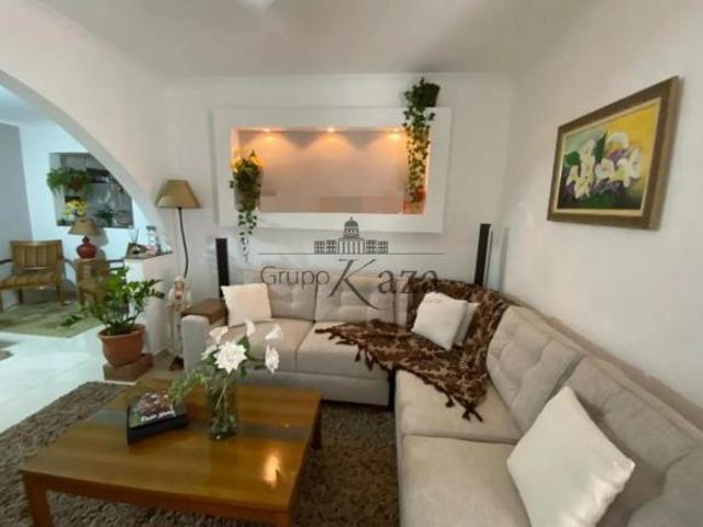 Oportunidade Casa em Condomínio Vila Industrial Residencial Planalto 157m² 3 Dormitórios
