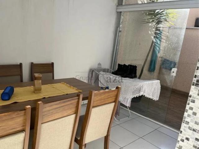 Oportunidade Casa em Condomínio Villa Branca Condomínio Moradas de Villa Branca 2 Dormitório