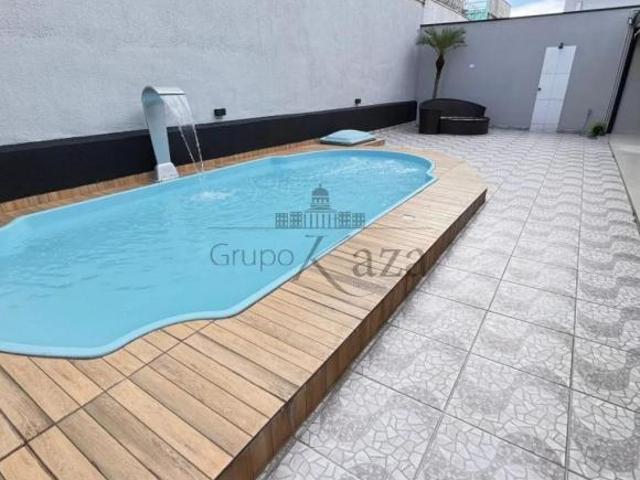 Oportunidade Casa em Condomínio Villa Branca Residencial Quintas do Vila Branca 4 Dormitório