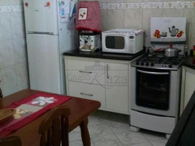 Oportunidade Casa em Condomínio Village Mar del Plata Jardim Paraíso 3 Dormitórios 110m²