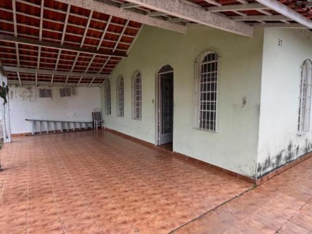 OPORTUNIDADE! CASA EM CORREDOR COMERCIAL NO BAIRRO PEREQUÊ AÇU EM UBATUBA / SP