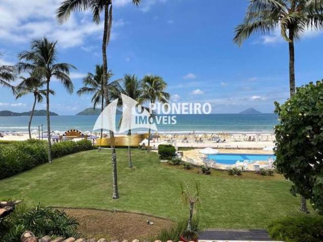 Oportunidade: Casa em Juquehy, pé na areia à venda!