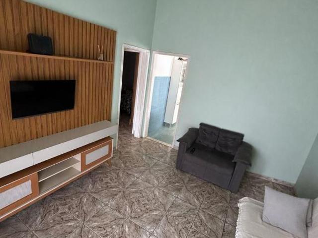 oportunidade: Casa em lote inteiro perto do centro