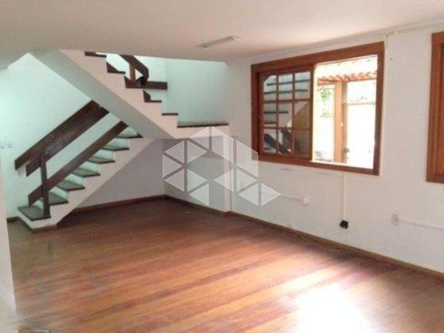 OPORTUNIDADE! CASA ESTILO SOBRADO EM NONOAI