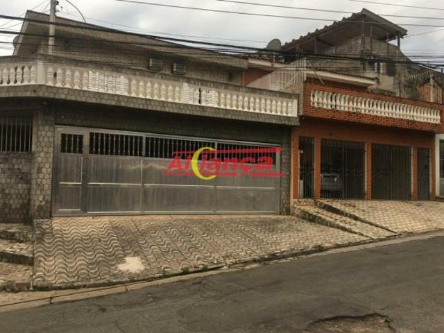 Oportunidade! Casa Grande de Esquina c/ 3 Vagas Próx. Lago dos Patos