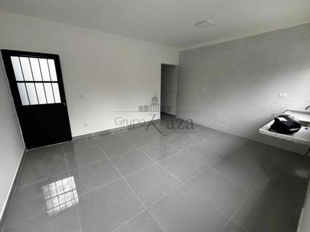 Oportunidade Casa Jardim Colonia 2 Dormitórios 53.50m²