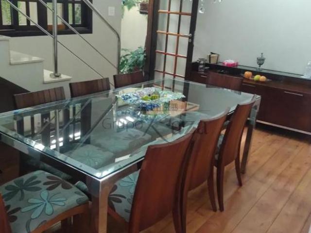 Oportunidade Casa Jardim América 4 Dormitórios 220m²