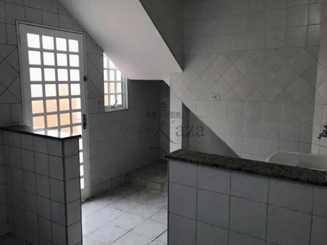Oportunidade Casa Jardim América 3 Dormitórios 97m²