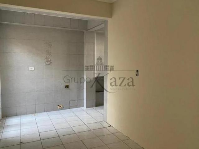 Oportunidade Casa Jardim Azaléias 2 Dormitórios 150m²