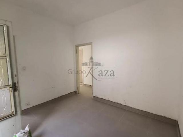 Oportunidade Casa Jardim Bela Vista 2 Dormitórios 200m²