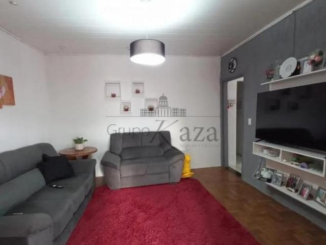 Oportunidade Casa Jardim da Granja 5 Dormitórios 160m²