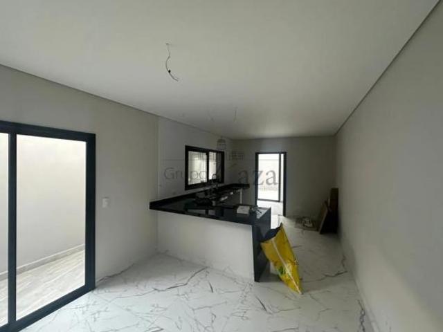 Oportunidade Casa Jardim das Industrias 3 Dormitórios 177m²