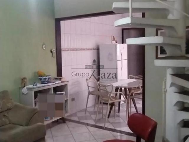 Oportunidade Casa Jardim das Industrias 2 Dormitórios 59,50m²