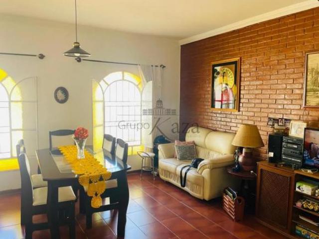 Oportunidade Casa Jardim das Industrias 5 Dormitórios 500m²