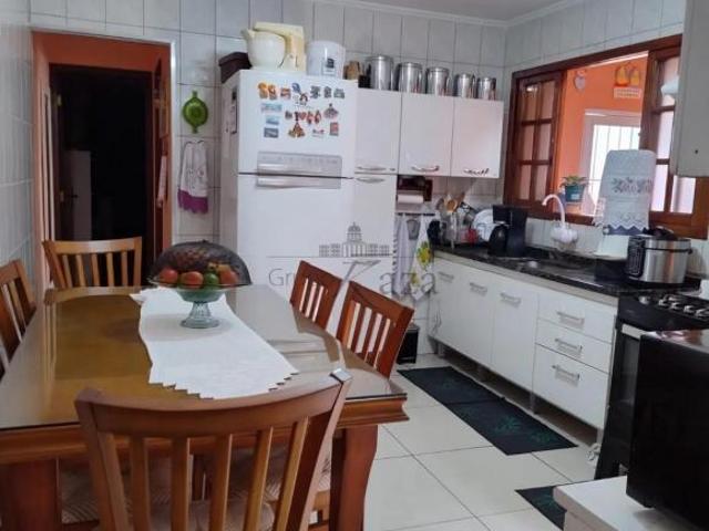 Oportunidade Casa Jardim das Industrias Jacareí 101m² 2 Dormitórios